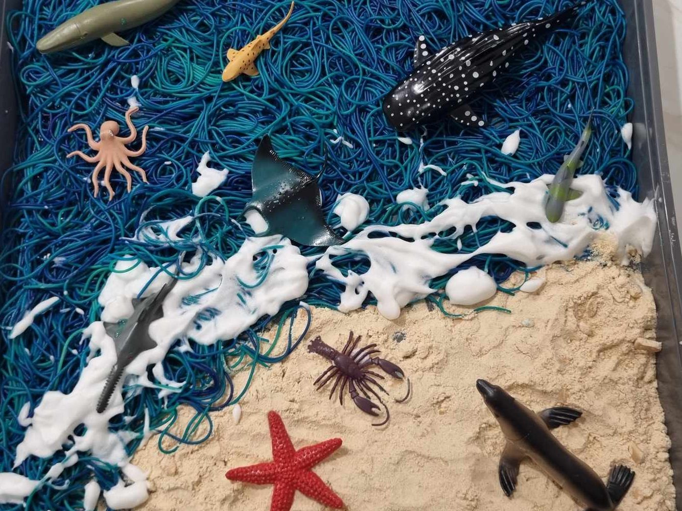 Sensory Magic With Ebony – Sensory messy play incursions